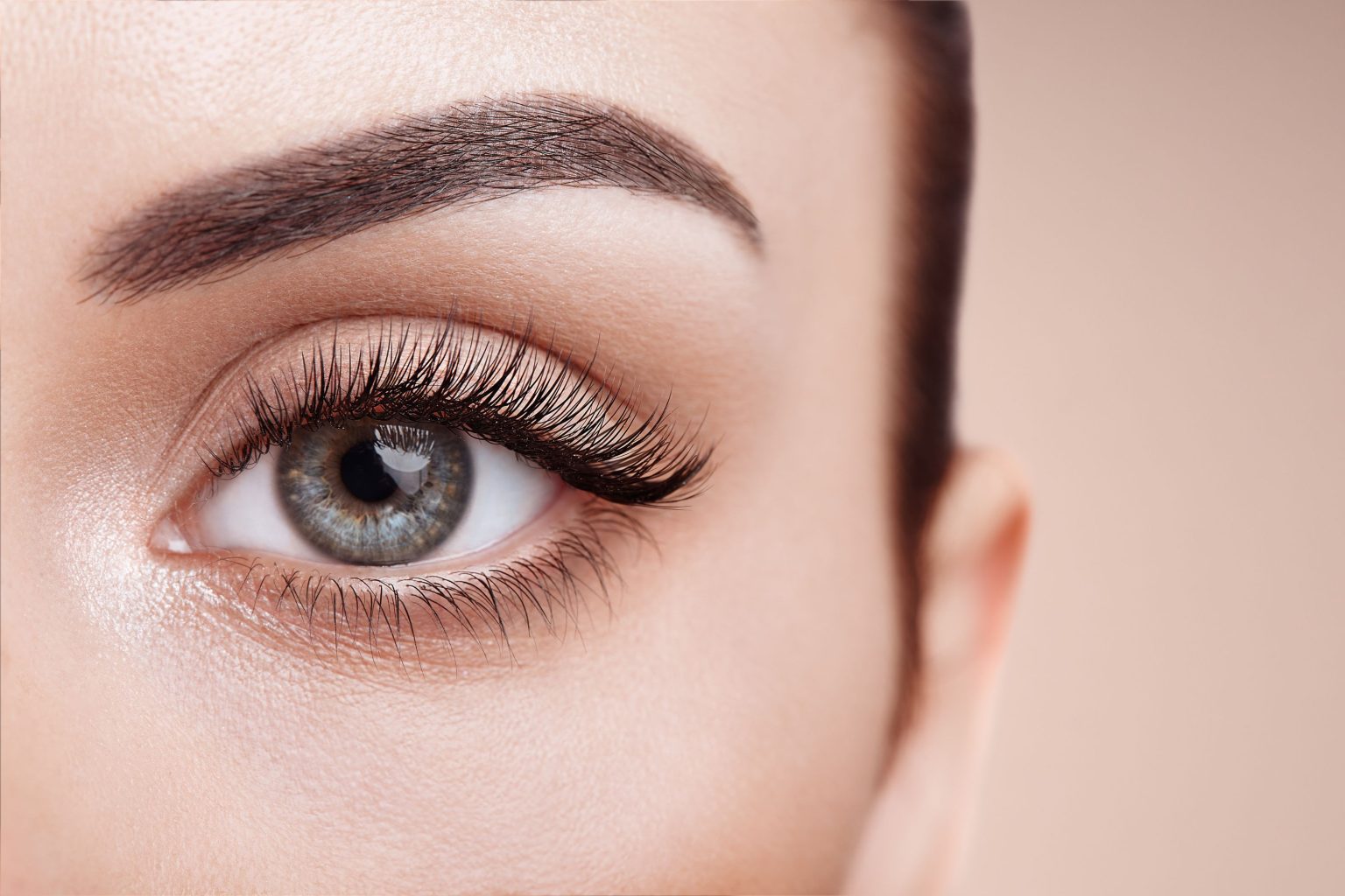Nano Plasma Treatment for Eyelid Tightening in London
